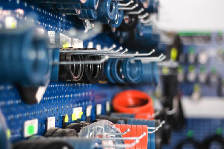 How to Organize your Maintenance Storeroom | FTMaintenance CMMS