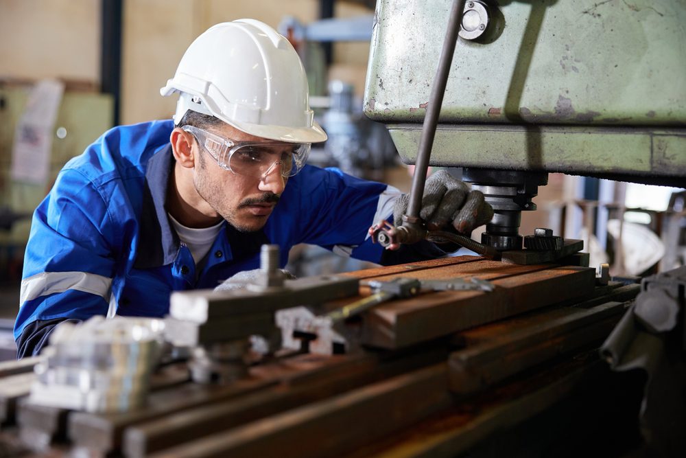 Making Repair vs. Replace Decisions with a CMMS | FTMaintenance CMMS